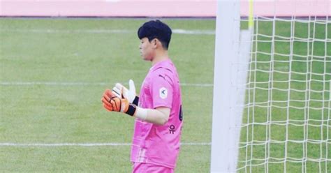 음주운전 교통사고가 앗아간 선수 생명25세 골키퍼 유연수의 안타까운 은퇴