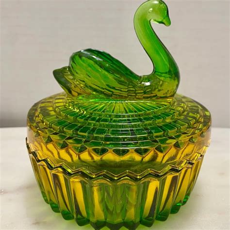 Vintage Jeannette Swan Topped Covered Powder Dish And Lipstick Holder
