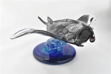 Art Glass Manta Ray In Black And Silver Leaf Sea Life And Ocean