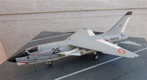 [heller] Vought F8 Crusader Français