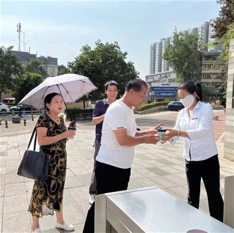 莱安集团 莱安生活 情系业主 炎夏里送去一份清凉 莱安地产