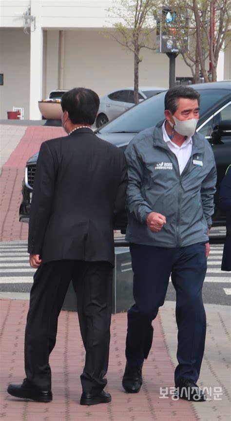 김동일이영우 보령시장 내년 승자는 누구일까요 보령시장신문