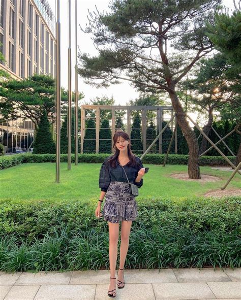Pin By Farah On Summerspring Outfits Korean Girl Fashion Fashion Hacks Clothes Casual Style