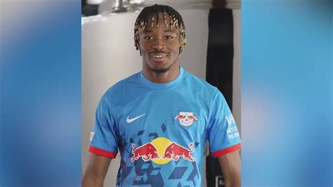 Champions League Leipzig Spieler Singen Die Hymne Der Königsklasse Blick