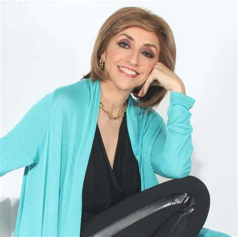 Contratar A Fernanda Tapia Como Conferencista Motivacional