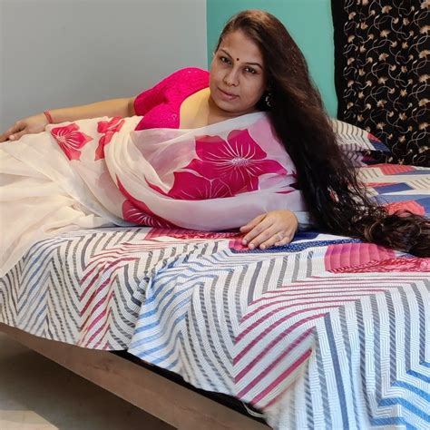Pin By Lagna Ray On Long Hair In 2022 Loose Hairstyles Bean Bag
