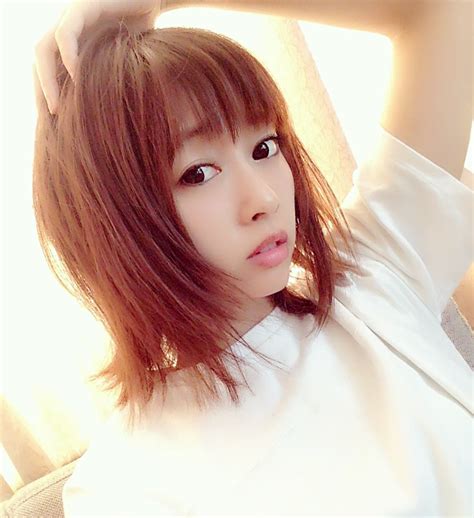 林紗久羅 おはようございますฅ･㉨･ฅ 髪の毛伸びた〜 Moe Zine