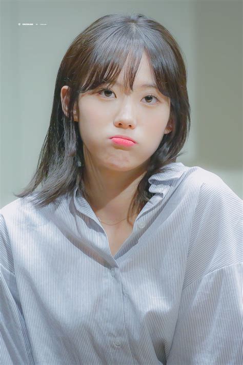 Coccolone🍓 On Twitter 소녀
