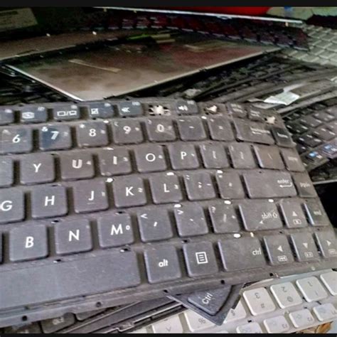 Jual Jual Kibord Keyboard Rusak Second Bekas Untuk Praktikum Shopee Indonesia