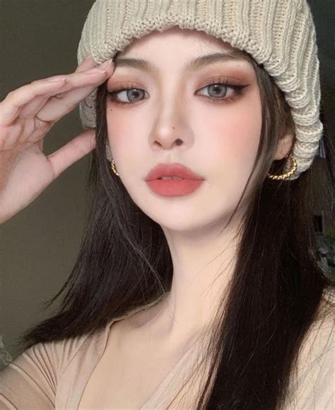 Pin By Ojui On Quick Saves Day Makeup Looks Edgy Makeup Asian