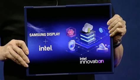 폴더블 아니다당기면 늘어나는 디스플레이 테크레시피