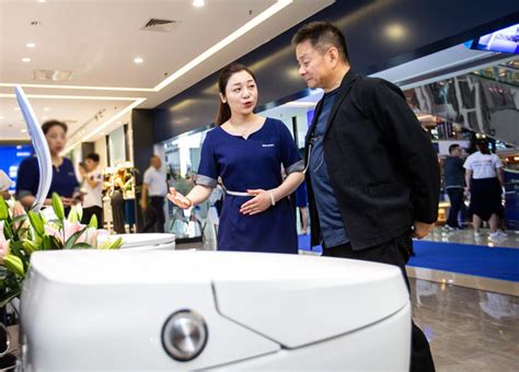 恒洁卫浴苏州红星美凯龙蠡口旗舰店开幕盛典专访—新浪家居