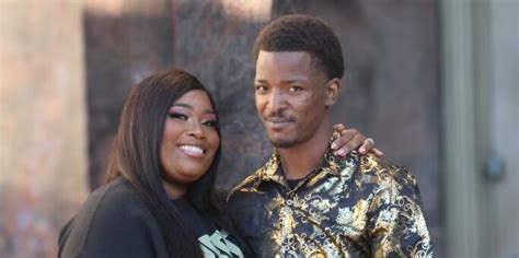 Danielle Farris And Derrick Farriss Wedding Website The Knot