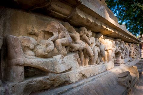 Sculptures Depicting People Having Sex On The Walls Of Ancient Temples Of Kama Sutra In India