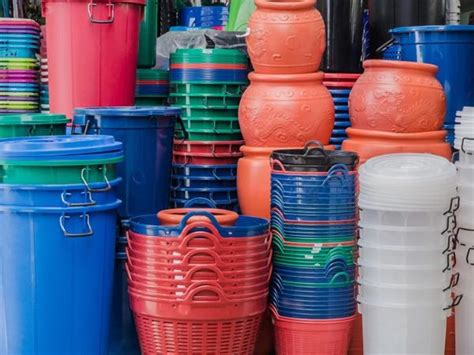 Polyethylene Pe What It Is Properties Types And Uses