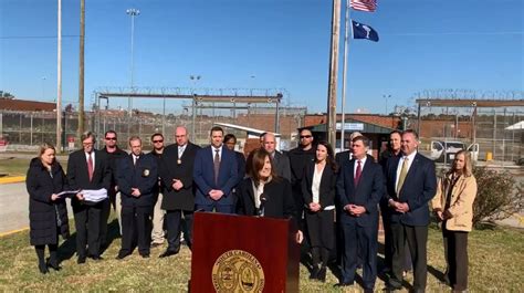 Officials Sc Inmates Ran 560k Sextortion Scheme Targeting Military