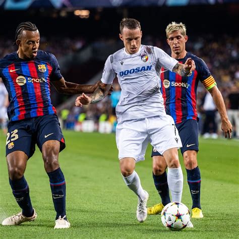 Uefa Champions League লেওয়ানডস্কির হ্যাটট্রিক বড় জয়ে চ্যাম্পিয়ন্স