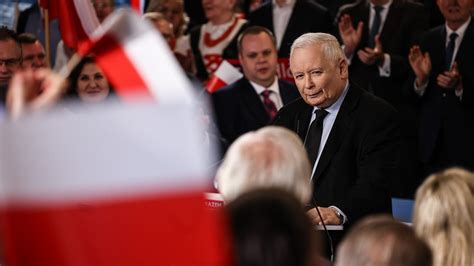 Sensacyjny sondaż PiS wyprzedza KO Lewica poza Sejmem