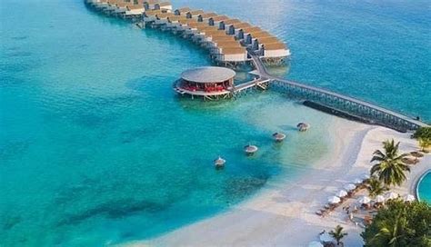 8 Famous Tourist Spots To Explore In Lakshadweep