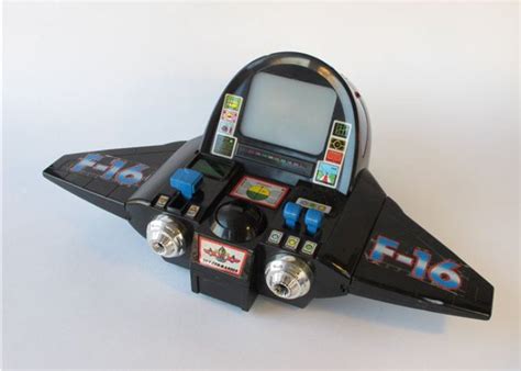 Raspberry Pi Transforms Retro Tomy Flight Cockpit Into Pi Commander