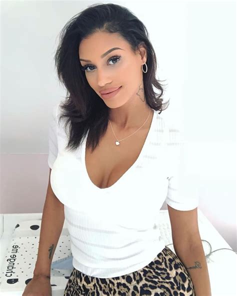 Fanny Neguesha Image