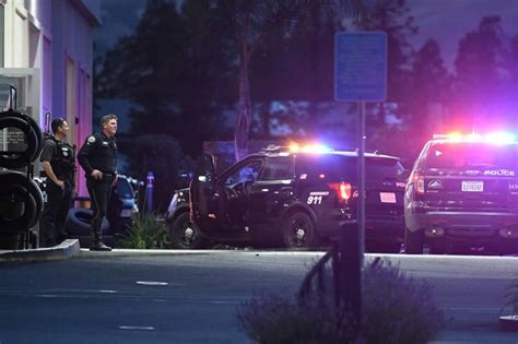 В США пьяный мужчина убил полицейского и покончил с собой