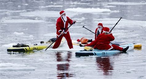 Jólasveinar á Róðrabrettum á Pollinum
