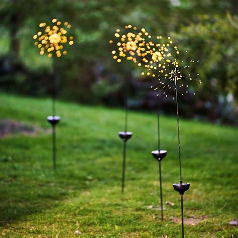 Solar Starburst Stake Light