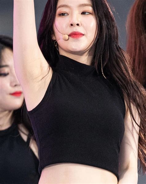 레드벨벳 아이린 확대 겨드랑이 촬스의 이슈와 유머