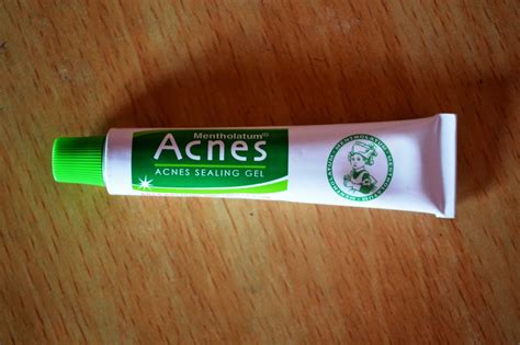 Mentholatum Acnes Sealing Gel Review, Pictures and Swatches - Beauty ...