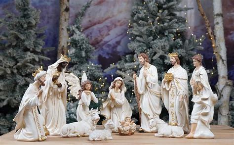 Zayton Nativity Set Christmas Indoor 11 Pcs 8 Inch Scene Statue