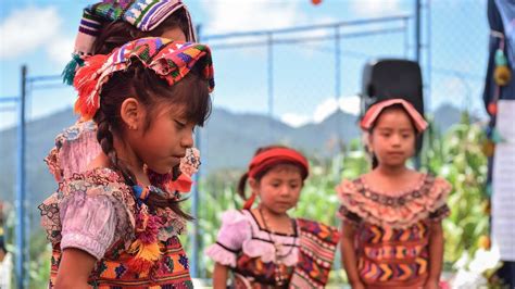 Indigenous Clothing In Guatemala Santa Lucía Utatlán Sololá Youtube