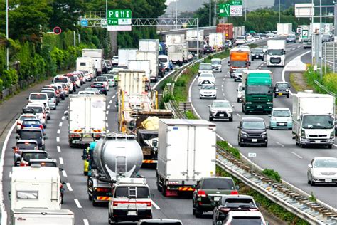 渋滞40kmも 関越道「イライラgw渋滞」今年はいつが酷いのか 「穴場の時間帯」知ればストレス全然違う 鬼門の「高坂sa」の状況は