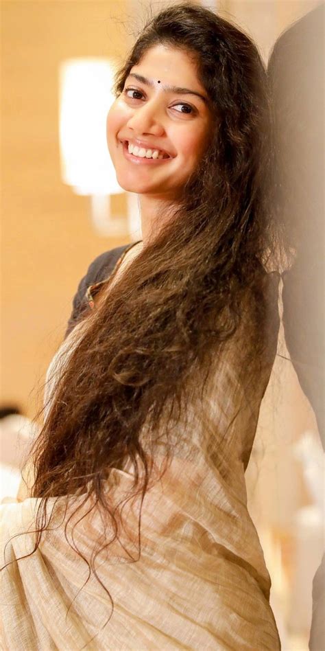 Sai Pallavi Gorgeous Girls Sai Pallavi Hd Images Entertaining Movies