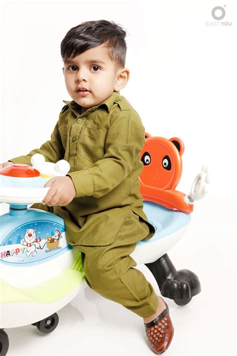 Izaan Khan Castyou