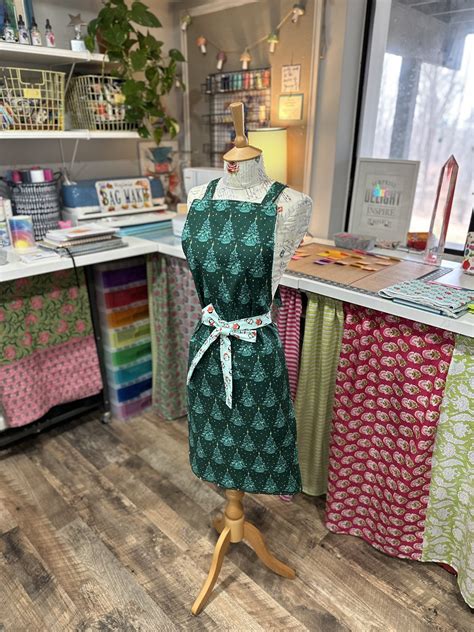 Reversible Apron Tutorial Sewspire
