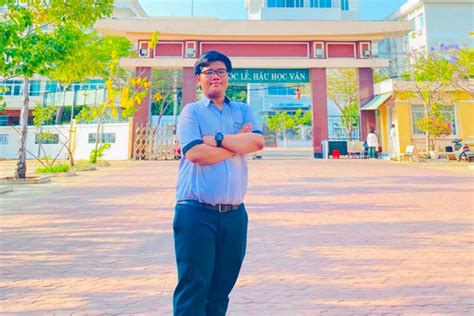 Tin Tức Hình ảnh Video Clip Mới Nhất Về Nam Sinh Lớp 11 Xuất Sắc đạt