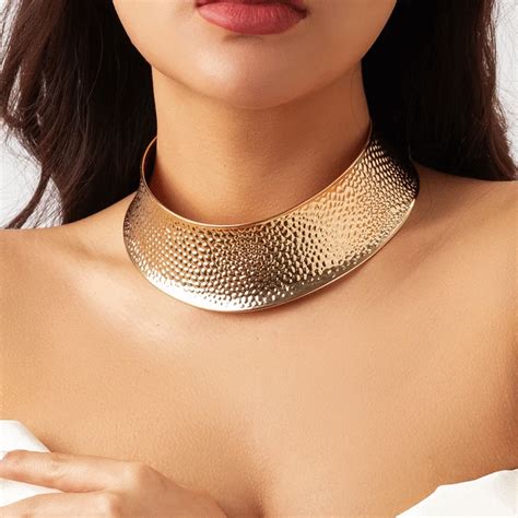 Exaggerated Spot Metal Wire Open Cuff Torques Choker Necklace Power