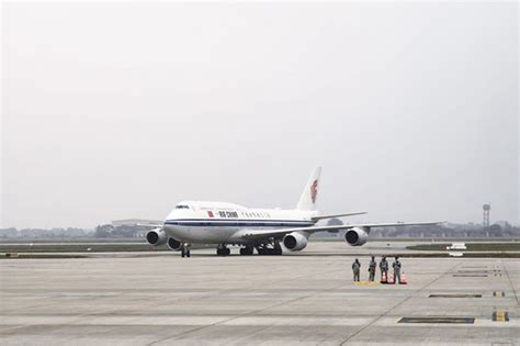 习近平抵达河内对越南进行国事访问世界频道财新网