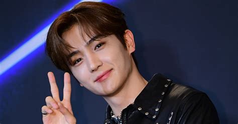 더보이즈 현재 전범기 모자 논란 “인지 못해 죄송”