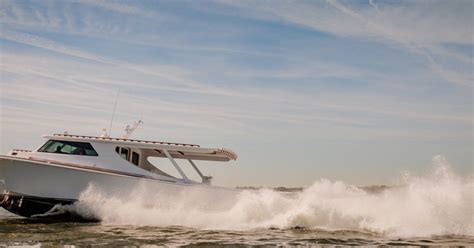 Fast Composite Yacht Links With Scott Bader