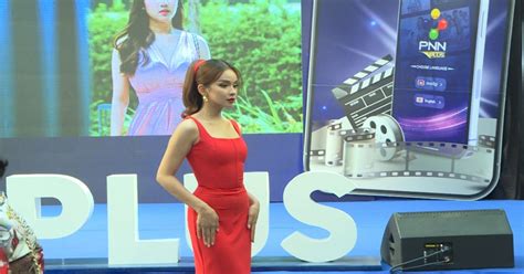 ខាត់ ស្រីច័ន្ទ ជឿជាក់ខ្លាំងលើស្នេហាជិត ១០ ឆ្នាំទាំងមិនទាន់ដឹកដៃគ្នាចូលរោងការ Pnn ព័ត៌មាន