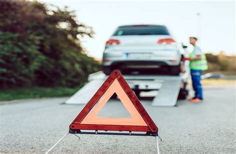 How To Avoid Reckless Drivers Fife Service And Towing