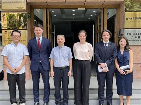 英国驻广州总领事馆一行来访交流 广东外语外贸大学欧洲研究中心