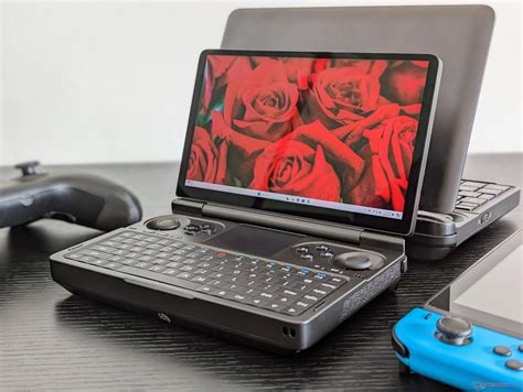 The Best Gaming Handhelds Reviewed Reviews