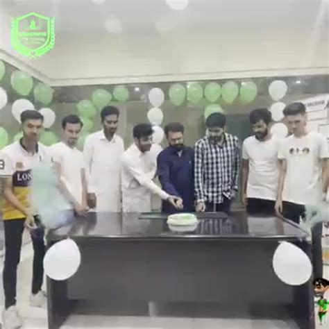 Coachifie It And Training Institute On Linkedin 14th August Cake Cutting