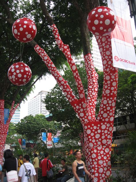 Design In My View Polka Dot Artist Yayoi Kusama