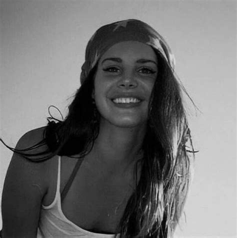 Pin By ملكة On Blacknwhite ୨୧⋆｡ Lana Del Rey Lana Del Lana Del Ray