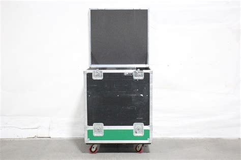 Christie Roadster Hd10k M 1080p Large Venue Projector 11 000 Ansi W