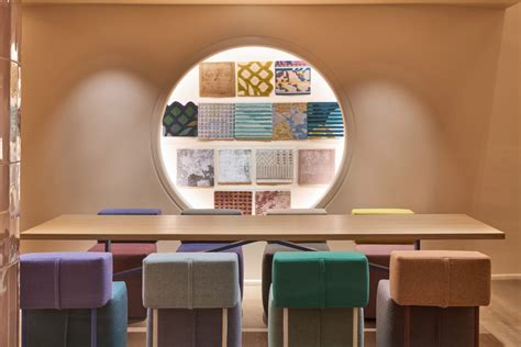 Patricia Urquiola Creates Lofty Showroom For Moroso In Manhattan